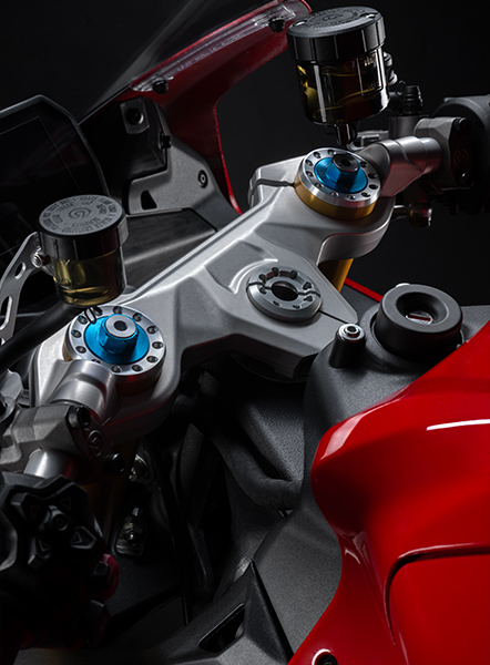 全新体验 新款Panigale V2 有史以来最轻的Panigale